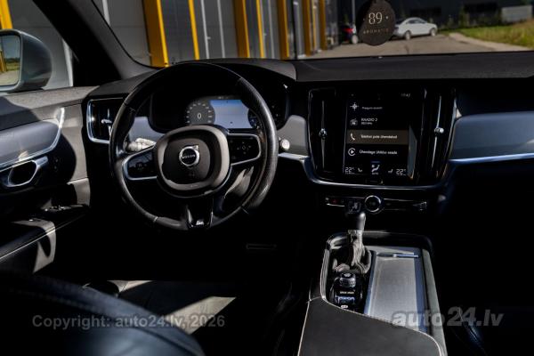 Melns Volvo V90 2017 Tallina, ar dzinēja tilpumu 2.00 L un nobraukumu 290 tūkst. km par 15900 €, foto 6 vietnē AUTOMOTO.COM.LV