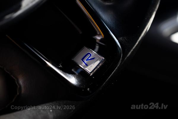 Melns Volvo V90 2017 Tallina, ar dzinēja tilpumu 2.00 L un nobraukumu 290 tūkst. km par 15900 €, foto 10 vietnē AUTOMOTO.COM.LV