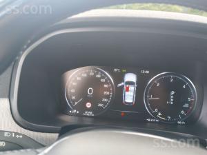 Black Volvo V90 2017 in Riga, with an engine capacity of 2.00 L and mileage of 187 thousand km for 18500 €, photo 8 on AUTOMOTO.COM.LV
