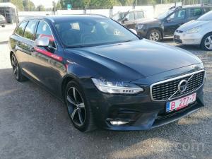 Black Volvo V90 2017 in Valmiera, with an engine capacity of 2.00 L and mileage of 326 thousand km for 13950 €, photo 3 on AUTOMOTO.COM.LV