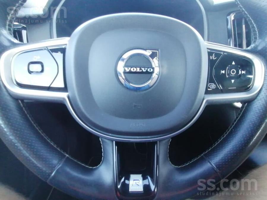 Black Volvo V90 2017 in Valmiera, with an engine capacity of 2.00 L and mileage of 326 thousand km for 13950 €, photo 15 on AUTOMOTO.COM.LV
