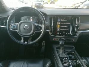 Black Volvo V90 2017 in Valmiera, with an engine capacity of 2.00 L and mileage of 326 thousand km for 13950 €, photo 28 on AUTOMOTO.COM.LV