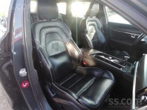 Black Volvo V90 2017 in Valmiera, with an engine capacity of 2.00 L and mileage of 326 thousand km for 13950 €, photo 29 on AUTOMOTO.COM.LV