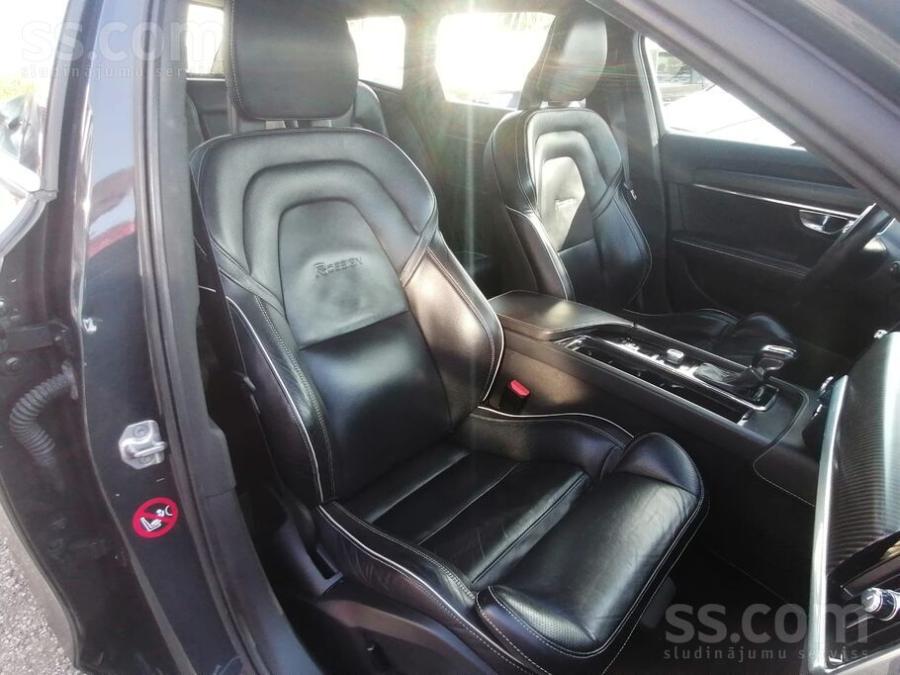 Black Volvo V90 2017 in Valmiera, with an engine capacity of 2.00 L and mileage of 326 thousand km for 13950 €, photo 29 on AUTOMOTO.COM.LV