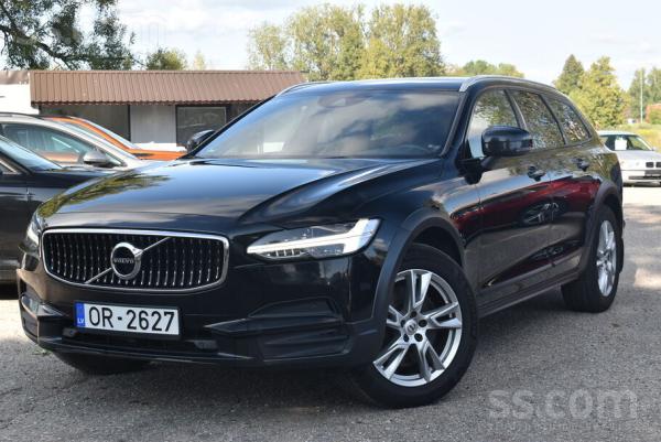 Black Volvo V90 2017 in Kuldiga, with an engine capacity of 2.00 L and mileage of 0 thousand km for 19300 €, photo 1 on AUTOMOTO.COM.LV