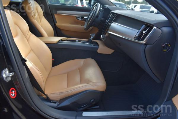 Black Volvo V90 2017 in Kuldiga, with an engine capacity of 2.00 L and mileage of 0 thousand km for 19300 €, photo 9 on AUTOMOTO.COM.LV