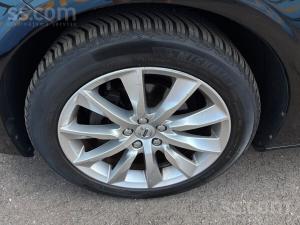 Black Volvo V90 2017 in Riga, with an engine capacity of 2.00 L and mileage of 295 thousand km for 11950 €, photo 19 on AUTOMOTO.COM.LV