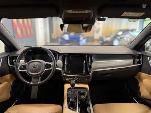 Melns Volvo V90 2017 Klaipėda, ar dzinēja tilpumu 1.97 L un nobraukumu 264 tūkst. km par 17900 €, foto 10 vietnē AUTOMOTO.COM.LV
