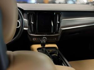 Melns Volvo V90 2017 Klaipėda, ar dzinēja tilpumu 1.97 L un nobraukumu 264 tūkst. km par 17900 €, foto 20 vietnē AUTOMOTO.COM.LV