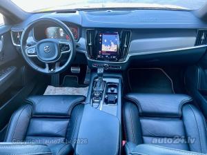 Black Volvo V90 2017 in Tallinn, with an engine capacity of 2.00 L and mileage of 272 thousand km for 16800 €, photo 12 on AUTOMOTO.COM.LV