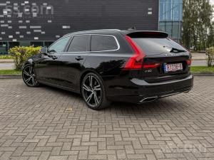 Melns Volvo V90 2017 Jelgava, ar dzinēja tilpumu 2.00 L un nobraukumu 198 tūkst. km par 17900 €, foto 6 vietnē AUTOMOTO.COM.LV