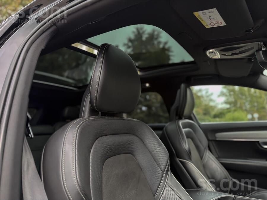 Melns Volvo V90 2017 Jelgava, ar dzinēja tilpumu 2.00 L un nobraukumu 198 tūkst. km par 17900 €, foto 19 vietnē AUTOMOTO.COM.LV