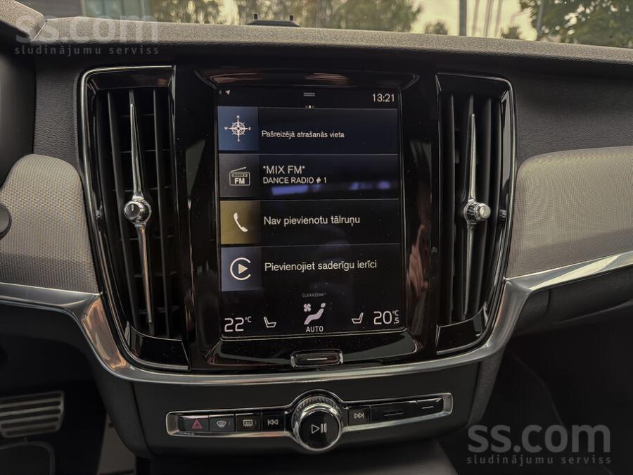 Melns Volvo V90 2017 Jelgava, ar dzinēja tilpumu 2.00 L un nobraukumu 198 tūkst. km par 17900 €, foto 23 vietnē AUTOMOTO.COM.LV