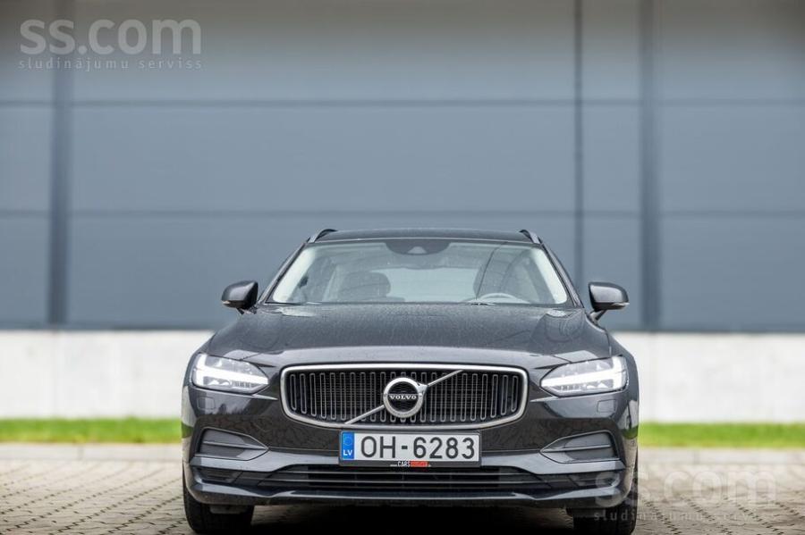 Melns Volvo V90 2018 Rīga, ar dzinēja tilpumu 2.00 L un nobraukumu 263 tūkst. km par 14990 €, foto 2 vietnē AUTOMOTO.COM.LV