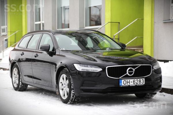 Black Volvo V90 2018 in Riga, with an engine capacity of 2.00 L and mileage of 263 thousand km for 13995 €, photo 4 on AUTOMOTO.COM.LV
