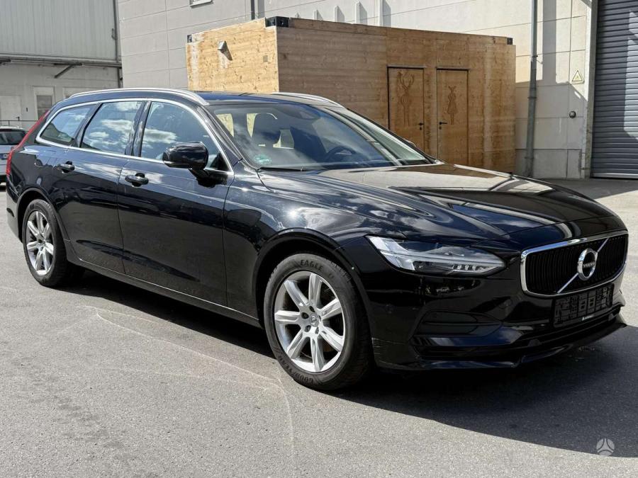 Melns Volvo V90 2018 Kauņa, ar dzinēja tilpumu 2.00 L un nobraukumu 138 tūkst. km par 18400 €, foto 14 vietnē AUTOMOTO.COM.LV