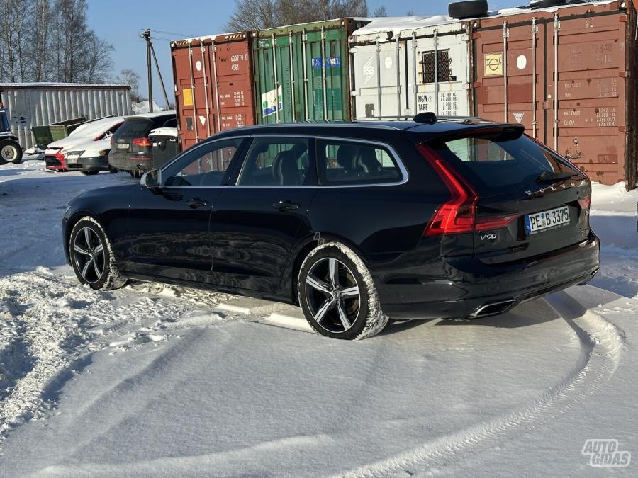 Melns Volvo V90 2018 Šilutė, ar dzinēja tilpumu 2.00 L un nobraukumu 257 tūkst. km par 13500 €, foto 3 vietnē AUTOMOTO.COM.LV