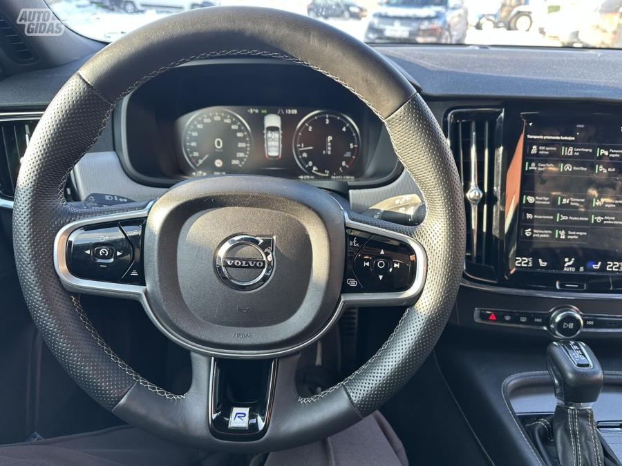 Melns Volvo V90 2018 Šilutė, ar dzinēja tilpumu 2.00 L un nobraukumu 257 tūkst. km par 13500 €, foto 7 vietnē AUTOMOTO.COM.LV