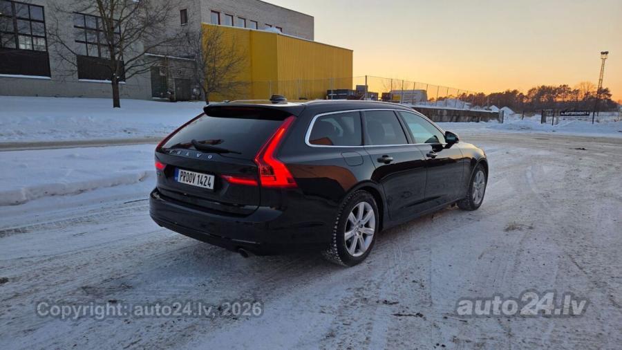 Черный Вольво В90 2018 в Таллин, объемом двигателя 1.97 л и пробегом 204 тыс. км за 15900 €, фото 6 на AUTOMOTO.COM.LV