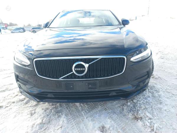 Black Volvo V90 2018 in Panevezys, with an engine capacity of 1.97 L and mileage of 333 thousand km for 11750 €, photo 2 on AUTOMOTO.COM.LV