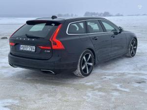 Black Volvo V90 2018 in Silute, with an engine capacity of 1.97 L and mileage of 258 thousand km for 13999 €, photo 2 on AUTOMOTO.COM.LV