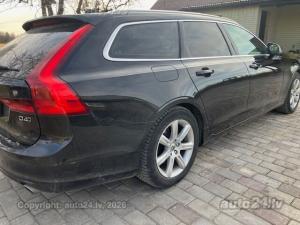 Melns Volvo V90 2018 Vehma, ar dzinēja tilpumu 2.00 L un nobraukumu 205 tūkst. km par 16500 €, foto 4 vietnē AUTOMOTO.COM.LV