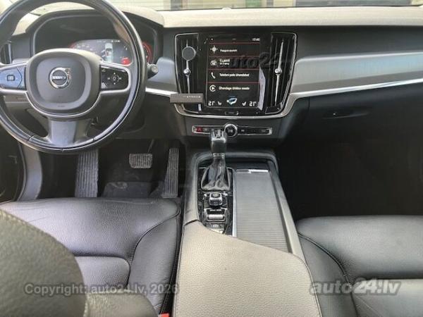 Melns Volvo V90 2018 Vehma, ar dzinēja tilpumu 2.00 L un nobraukumu 205 tūkst. km par 16500 €, foto 6 vietnē AUTOMOTO.COM.LV