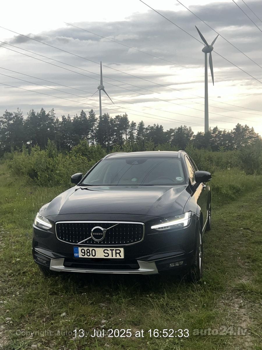Melns Volvo V90 2018 Tallina, ar dzinēja tilpumu 2.00 L un nobraukumu 222 tūkst. km par 23600 €, foto 4 vietnē AUTOMOTO.COM.LV