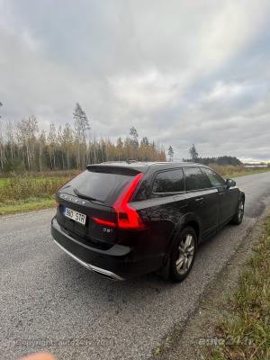 Melns Volvo V90 2018 Tallina, ar dzinēja tilpumu 2.00 L un nobraukumu 222 tūkst. km par 23600 €, foto 7 vietnē AUTOMOTO.COM.LV