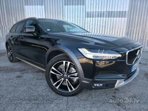Melns Volvo V90 2018 Tallina, ar dzinēja tilpumu 2.00 L un nobraukumu 241 tūkst. km par 17790 €, foto  vietnē AUTOMOTO.COM.LV
