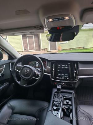 Black Volvo V90 2018 in Tartu, with an engine capacity of 2.00 L and mileage of 183 thousand km for 20900 €, photo 11 on AUTOMOTO.COM.LV