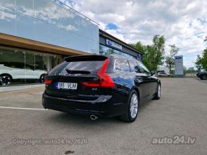 Black Volvo V90 2018 in Tallinn, with an engine capacity of 2.00 L and mileage of 288 thousand km for 15900 €, photo 4 on AUTOMOTO.COM.LV
