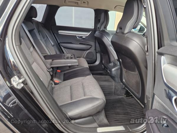 Melns Volvo V90 2018 Tallina, ar dzinēja tilpumu 2.00 L un nobraukumu 288 tūkst. km par 15900 €, foto 8 vietnē AUTOMOTO.COM.LV
