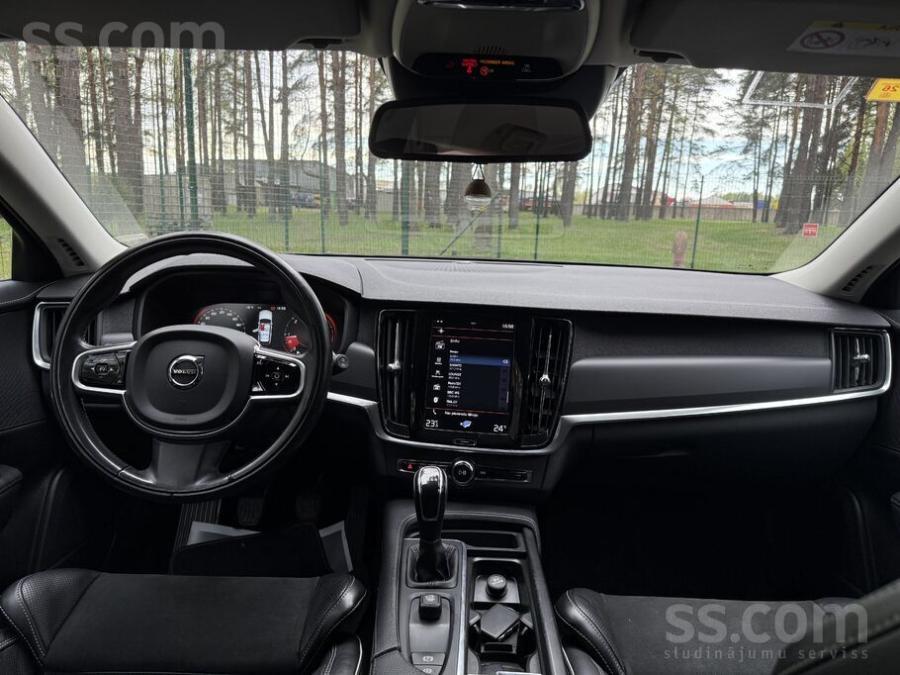Melns Volvo V90 2018 Rīga, ar dzinēja tilpumu 2.00 L un nobraukumu 164 tūkst. km par 13900 €, foto 9 vietnē AUTOMOTO.COM.LV