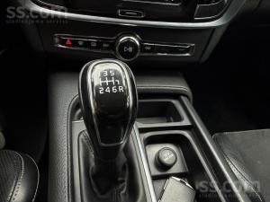 Melns Volvo V90 2018 Rīga, ar dzinēja tilpumu 2.00 L un nobraukumu 164 tūkst. km par 13900 €, foto 14 vietnē AUTOMOTO.COM.LV