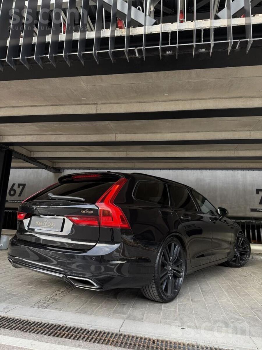 Melns Volvo V90 2018 Rīga, ar dzinēja tilpumu 2.00 L un nobraukumu 199 tūkst. km par 22000 €, foto 4 vietnē AUTOMOTO.COM.LV