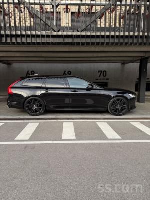 Melns Volvo V90 2018 Rīga, ar dzinēja tilpumu 2.00 L un nobraukumu 199 tūkst. km par 22000 €, foto 12 vietnē AUTOMOTO.COM.LV
