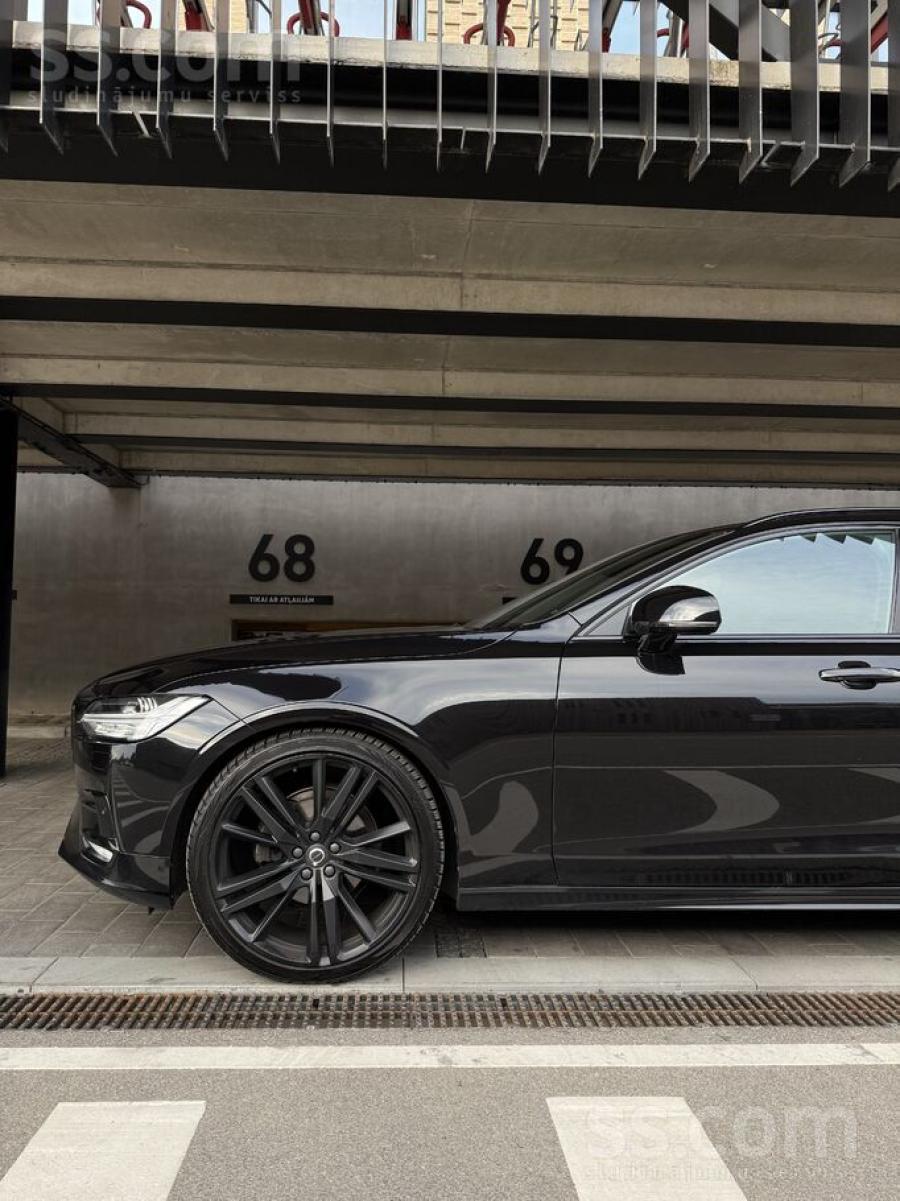 Melns Volvo V90 2018 Rīga, ar dzinēja tilpumu 2.00 L un nobraukumu 199 tūkst. km par 22000 €, foto 19 vietnē AUTOMOTO.COM.LV