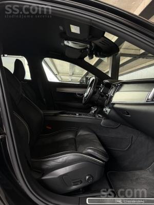Melns Volvo V90 2018 Rīga, ar dzinēja tilpumu 2.00 L un nobraukumu 199 tūkst. km par 22000 €, foto 25 vietnē AUTOMOTO.COM.LV