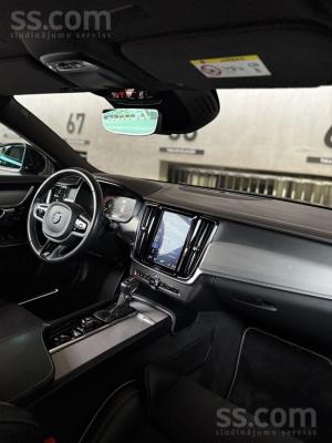 Melns Volvo V90 2018 Rīga, ar dzinēja tilpumu 2.00 L un nobraukumu 199 tūkst. km par 22000 €, foto 27 vietnē AUTOMOTO.COM.LV