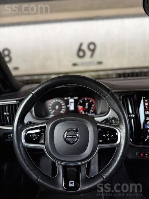 Melns Volvo V90 2018 Rīga, ar dzinēja tilpumu 2.00 L un nobraukumu 199 tūkst. km par 22000 €, foto 28 vietnē AUTOMOTO.COM.LV