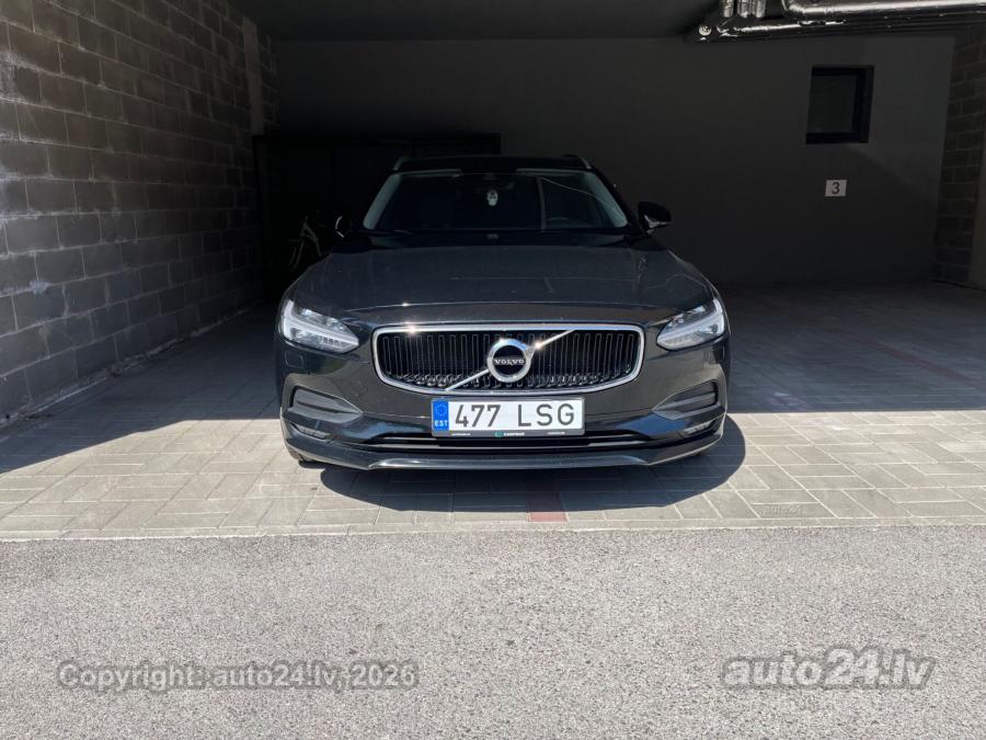 Melns Volvo V90 2018 Mardu, ar dzinēja tilpumu 2.00 L un nobraukumu 292 tūkst. km par 13650 €, foto 1 vietnē AUTOMOTO.COM.LV