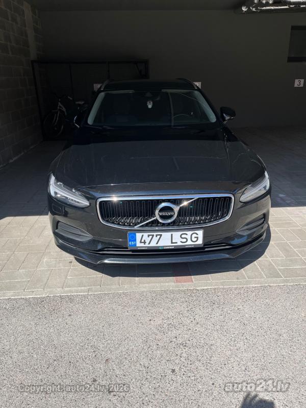 Melns Volvo V90 2018 Mardu, ar dzinēja tilpumu 2.00 L un nobraukumu 292 tūkst. km par 13650 €, foto 2 vietnē AUTOMOTO.COM.LV