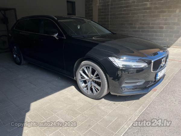 Melns Volvo V90 2018 Mardu, ar dzinēja tilpumu 2.00 L un nobraukumu 292 tūkst. km par 13650 €, foto 4 vietnē AUTOMOTO.COM.LV