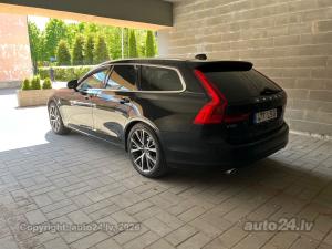 Melns Volvo V90 2018 Mardu, ar dzinēja tilpumu 2.00 L un nobraukumu 292 tūkst. km par 13650 €, foto 7 vietnē AUTOMOTO.COM.LV