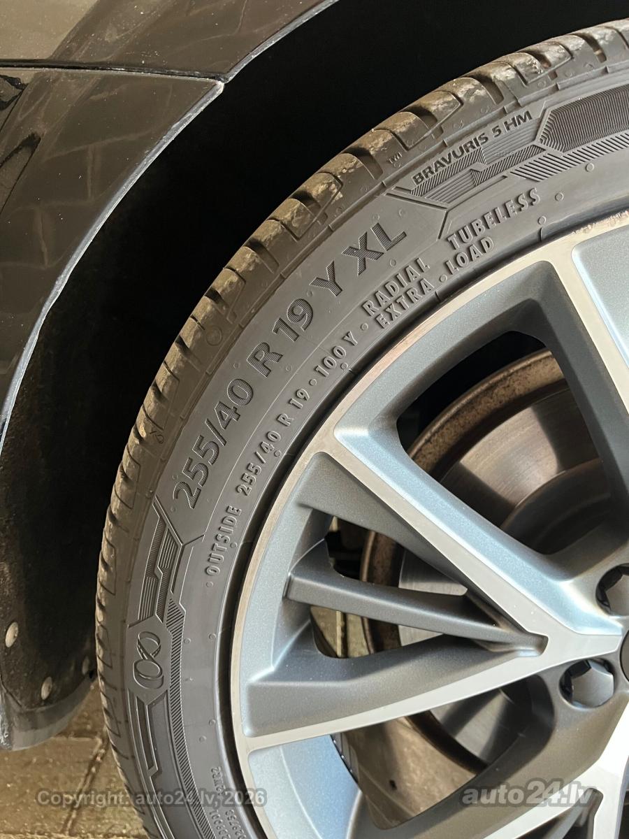 Melns Volvo V90 2018 Mardu, ar dzinēja tilpumu 2.00 L un nobraukumu 292 tūkst. km par 13650 €, foto 18 vietnē AUTOMOTO.COM.LV