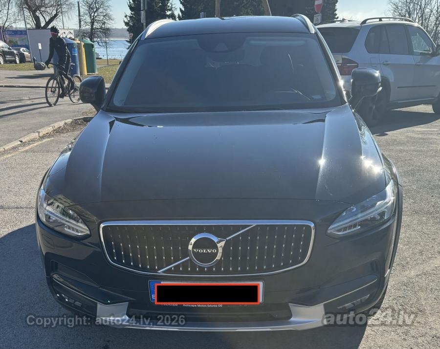 Черный Вольво В90 2018 в Таллин, объемом двигателя 2.00 л и пробегом 215 тыс. км за 16500 €, фото 6 на AUTOMOTO.COM.LV