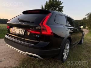 Черный Вольво В90 2018 в Валмиера, объемом двигателя 2.00 л и пробегом 560 тыс. км за 11490 €, фото 6 на AUTOMOTO.COM.LV