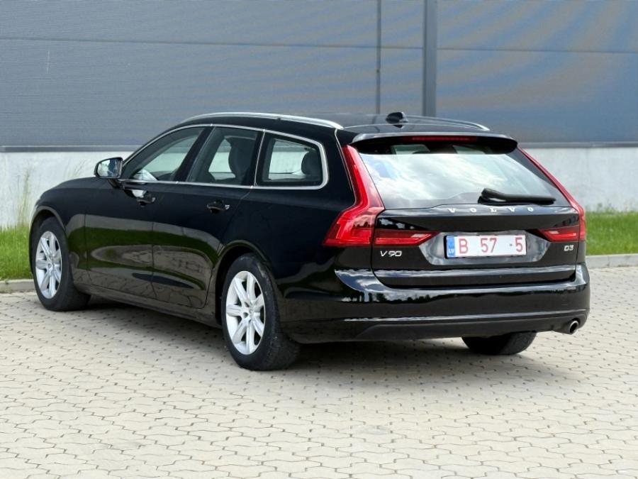Melns Volvo V90 2018 Rīga, ar dzinēja tilpumu 2.00 L un nobraukumu 242 tūkst. km par 12900 €, foto 6 vietnē AUTOMOTO.COM.LV