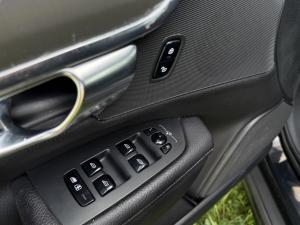 Melns Volvo V90 2018 Rīga, ar dzinēja tilpumu 2.00 L un nobraukumu 242 tūkst. km par 12900 €, foto 17 vietnē AUTOMOTO.COM.LV